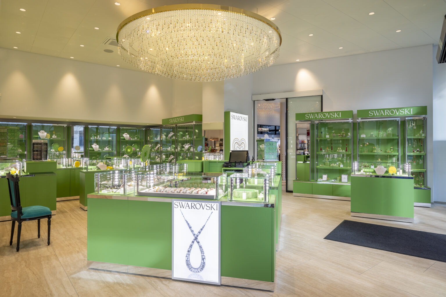 Gallery Metropole – Royal Present